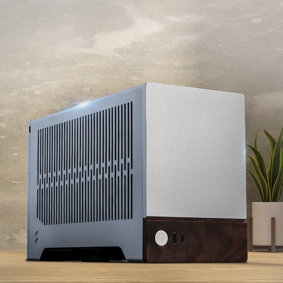 Ren - Custom Build – AFTERSHOCK PC MY